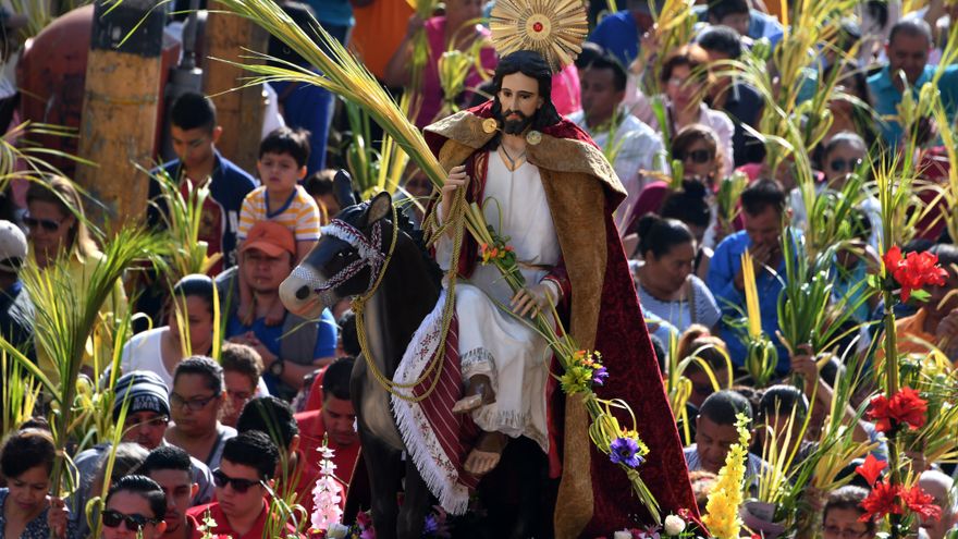 HONDURAS-HOLY WEEK-PALM SUNDAY - MONASTERE SAINT CHARLES DE FOUCAULD